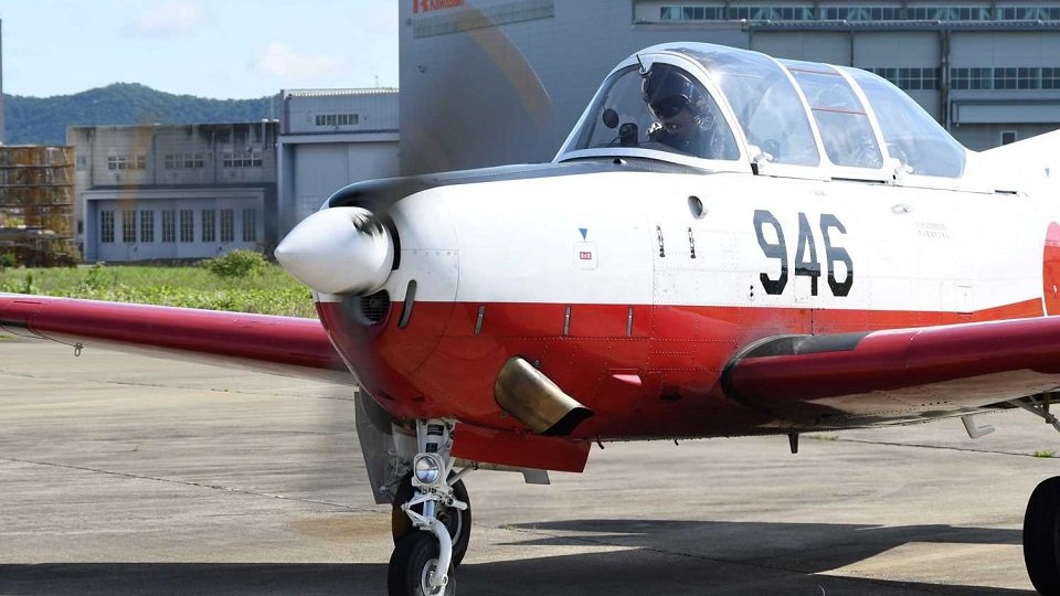 【ぎふ音の葉】航空自衛隊「T－7練習機」のプロペラ音 ―整備風景とフライトの雄姿から― | 岐阜新聞デジタル